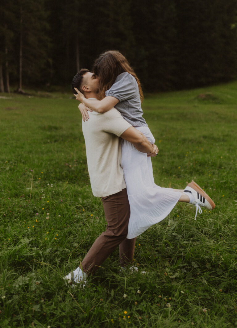Rosenlaui Couple Photography ⋆ Suli Photography
